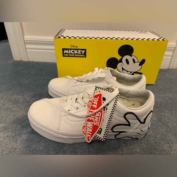 Vans | Shoes | Brand New Vans X Disney Mickey Old Skool Sneaker | Poshmark